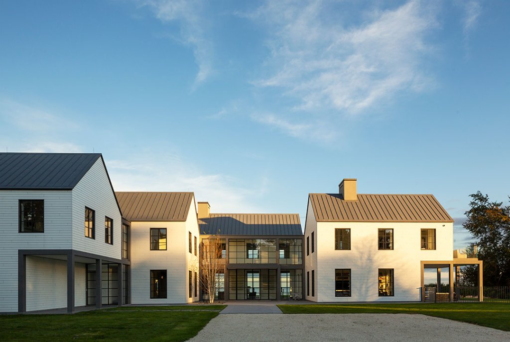 Eight Builders You Should Know - Cottages & Gardens