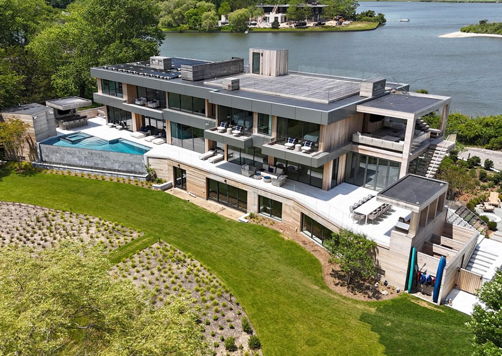 Eight Builders You Should Know in The Hamptons - Cottages & Gardens